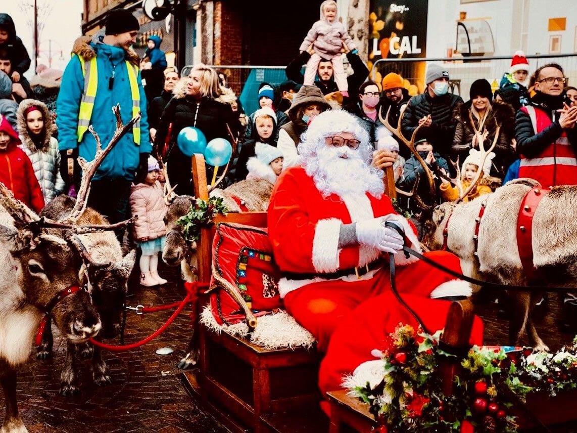 The day Santa visited our town! - Hamilton BID